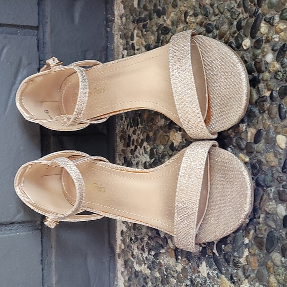 Dream Pairs | Shoes | Dream Pairs Lexii Gold Glitter Fashion Heel Size ...